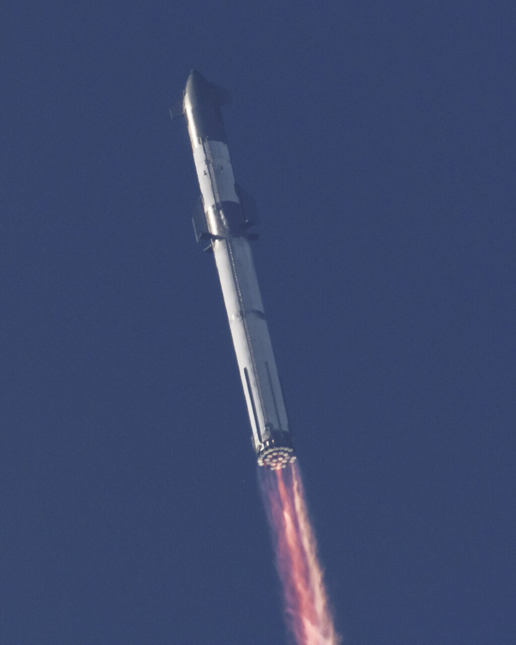 Despegue y explosión: las mejores imágenes de la gran jornada de Starship