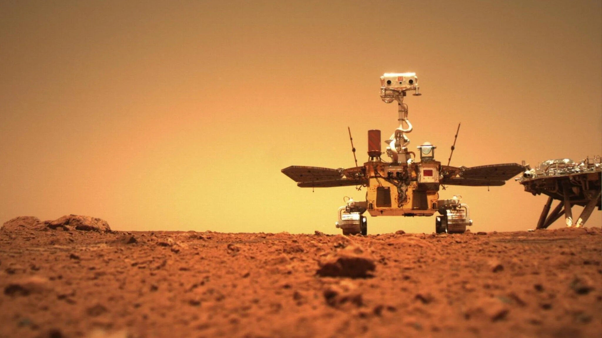 Zhurong: increíbles nuevas imágenes de Marte por el rover chino